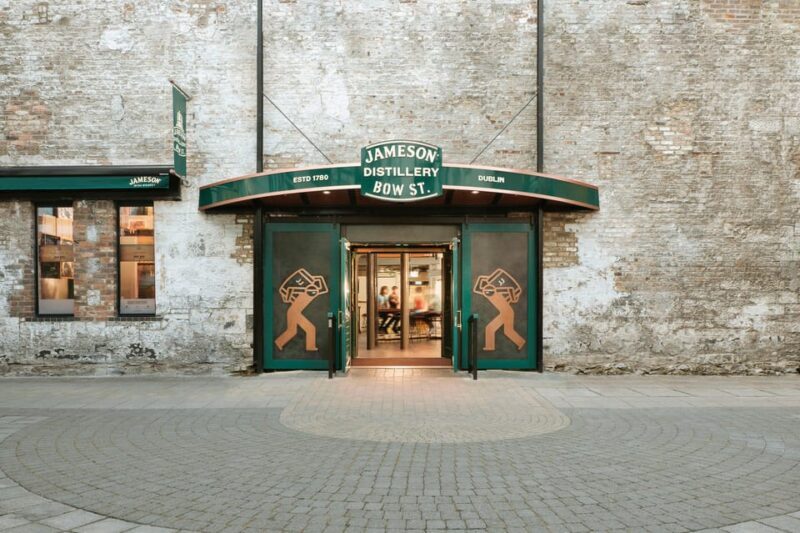 Dublin: Jameson Distillery & Guinness Brewery Guided Tour - What Reviewers Say