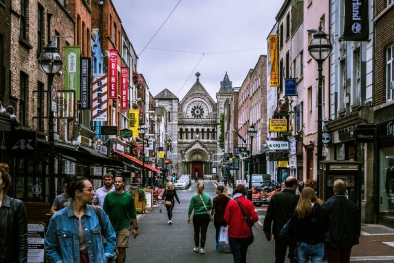 Dublin: Private Guided City Walking Tour - Detailed Breakdown of the Tour
