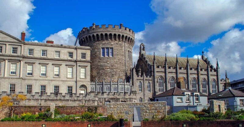 Dublin: St Patrick's, Book of Kells, and Dublin Castle Tour - Key Points