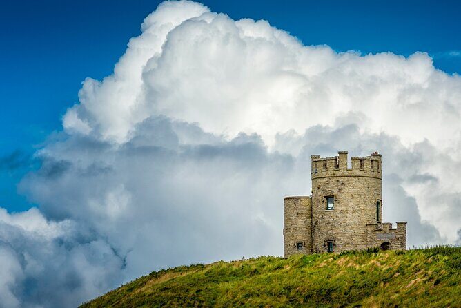 Dublin to Cliffs of Moher, Ennis Town & Bunratty Castle Day Tour - FAQs