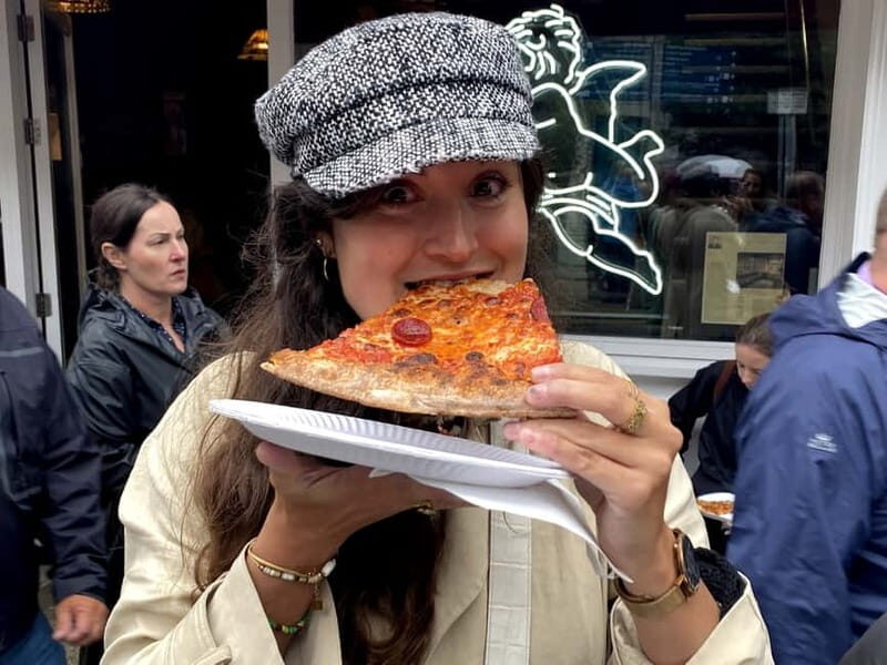 Dublin: Walking Tour for Foodies with Tastings - Key Points