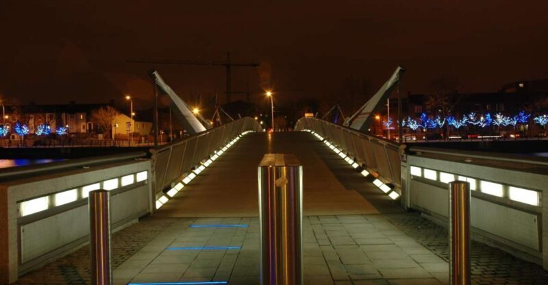 Dublin Welcome Tour: Private Tour with a Local - Authentic Experiences and Insights