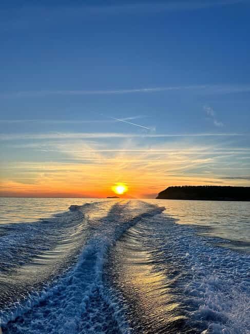 Dubrovnik: 1 Hour Sunset Cruise Around Old City Dubrovnik - The Small Group Advantage