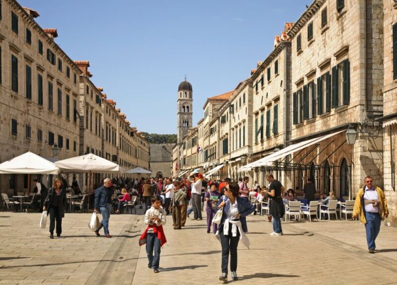 Dubrovnik Day Tour from Split or Trogir - Savoring Croatian Cuisine and Local Delights