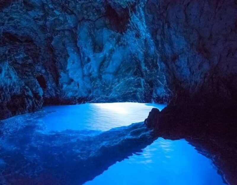 Dubrovnik: Elaphiti Islands Caves Snorkeling & Swimming Tour - The Setting and Experience: Visualize the Journey