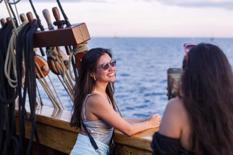 Dubrovnik: Galleon Sunset Cruise with a Live Guide & Drink - FAQ