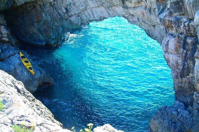 Dubrovnik Kayaking and Cycling Break - Authentic Local Cuisine and Evening Relaxation