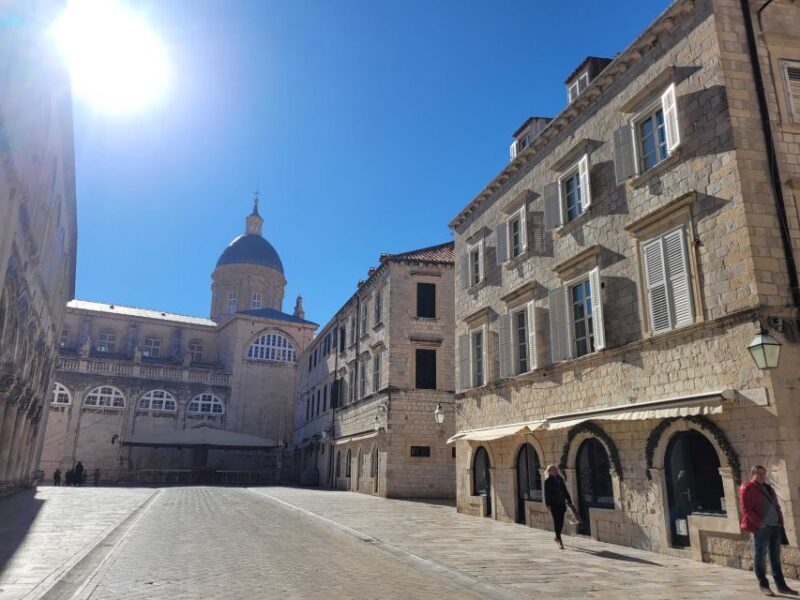 Dubrovnik: Old Town Highlights Tour with Audio Guide - The Highlights: What You’ll Likely Encounter