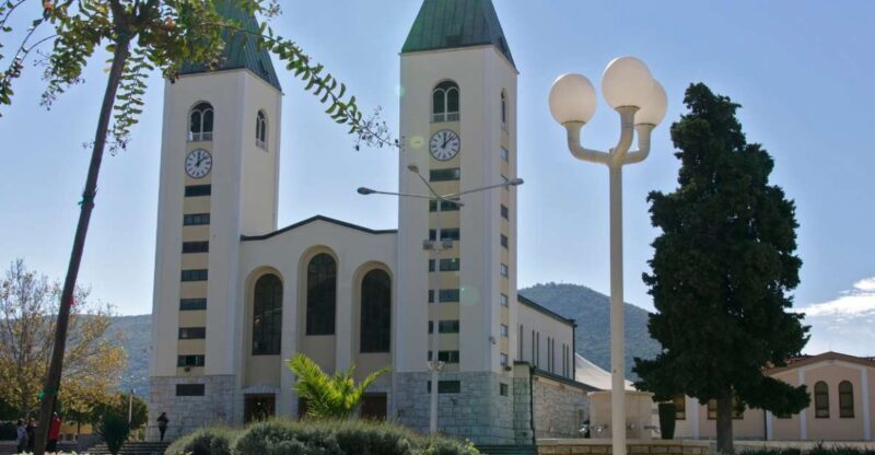 Dubrovnik: Private Day Trip to Medjugorje with Hotel Pickup - Analyzing the Value