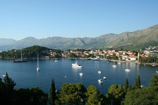 Dubrovnik Private Shore Excursion: Dubrovnik Old Town, Konavle Valley and Sivi Soko Viewpoint - Key Points