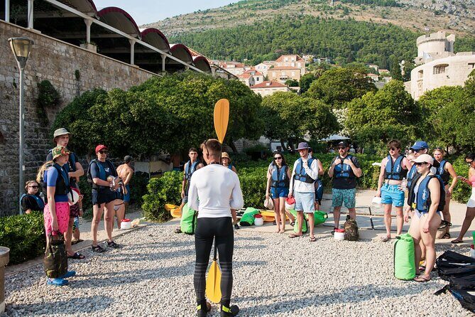 Dubrovnik: Sunset Kayak & Snorkel Tour with Wine & Water - FAQs