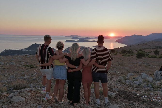 Dubrovnik sunset panorama & wine - A Closer Look at the Experience