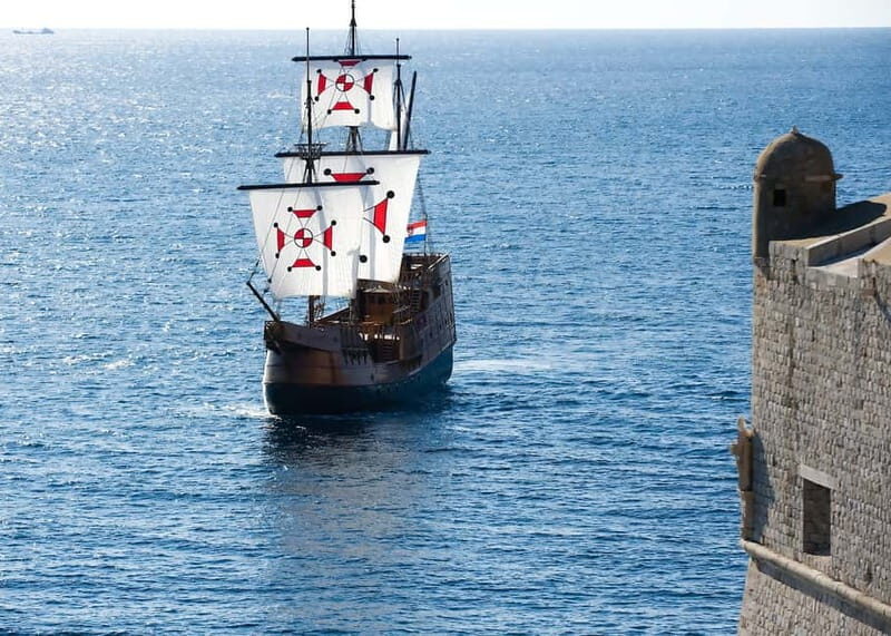 Dubrovnik walking tour and cruise on Karaka ship - Key Points