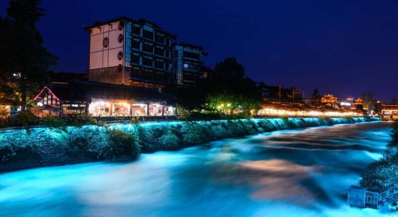 Dujiangyan Half Day Tour and Blue Tears Night View - Tasting Cultural Heritage: Liang Chicken