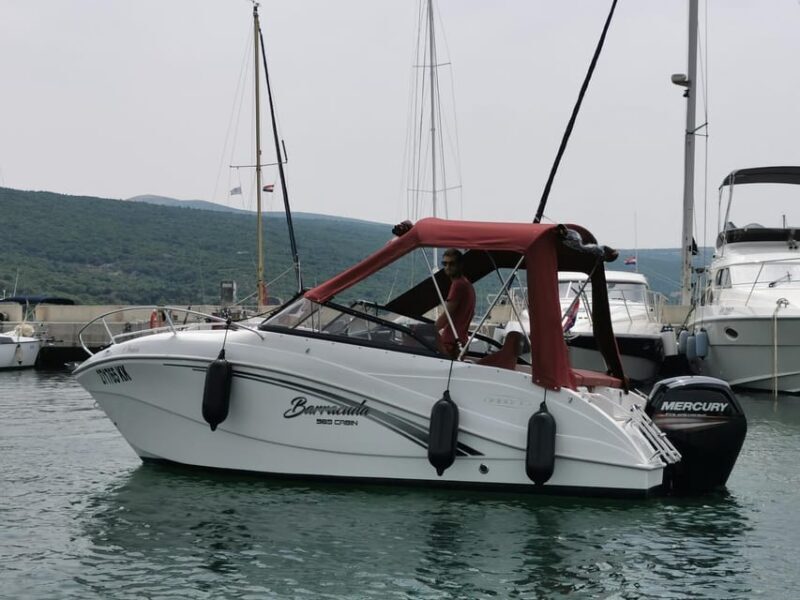 Dunat/Krk: Rent a boat Oki Barracuda 585 - Key Points