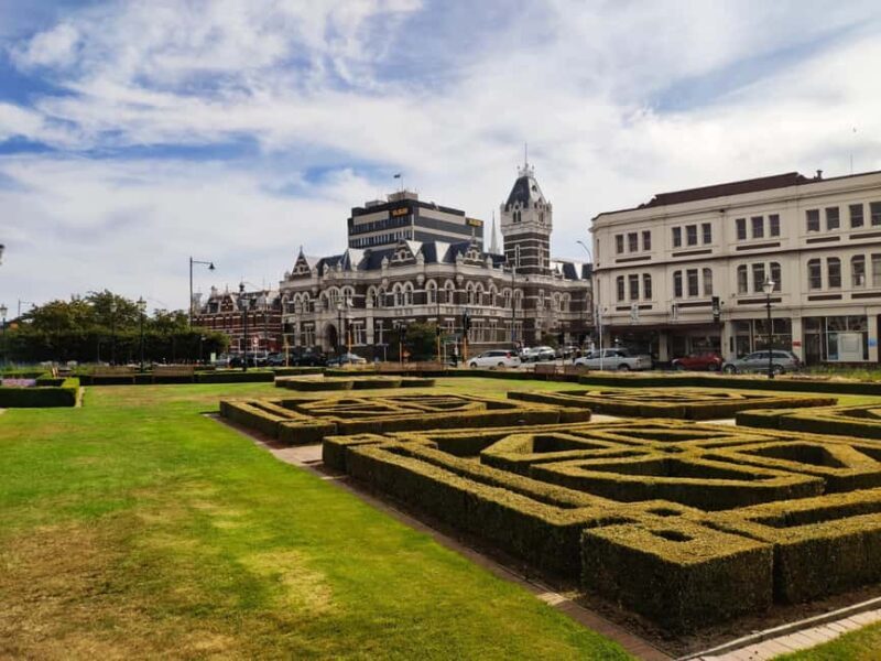 Dunedin City Highlights & Larnach Castle Tour - The Otago Peninsula and Scenic Highlights