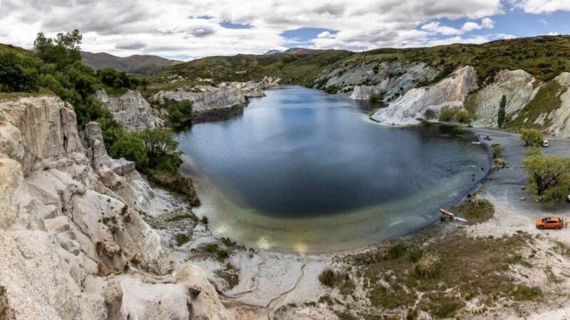 Dunedin to Queenstown Incl Train Small-Group Tour (One-Way) - The Final Stop: Queenstown