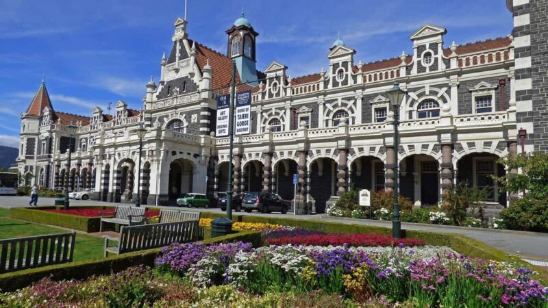 Dunedin to Te Anau via The Catlins & Invercargill 1 Way Tour - FAQ