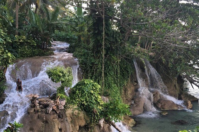 Dunn's Falls and Blue Hole Daytrip with Lunch from Montego Bay & Trelawny - FAQ
