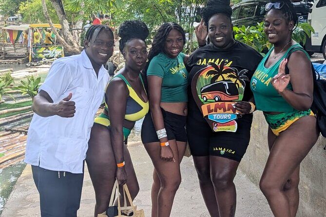 Dunns River Falls and Bamboo Rafting Private Tour - Review of Dunns River Falls and Bamboo Rafting Private Tour in Ocho Rios