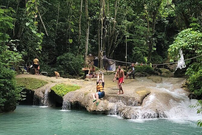Dunn's River Falls and Blue Hole Day Tour - FAQ
