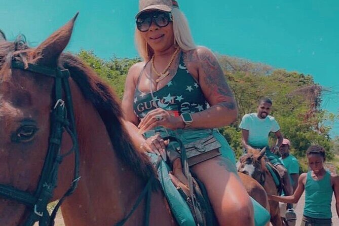 Dunns River Falls,Zip lining & horseback riding Combo tour from Montego Bay - FAQ