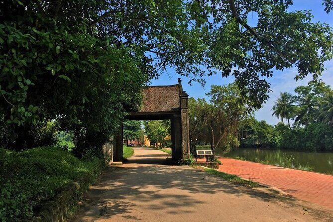 Duong Lam Ancient Village and Local Life Private Day Tour - What You’ll Get for Your Money