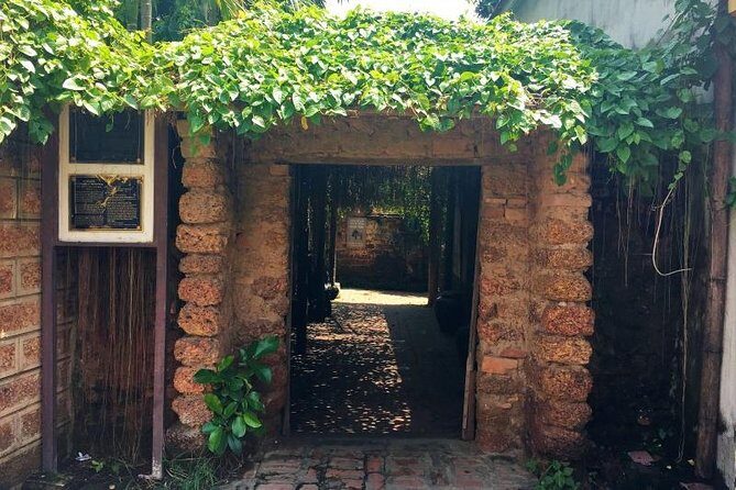 Duong Lam Ancient Village & Mia Pagoda 1 Day Trip - What Makes This Tour Special