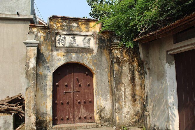 Duong Lam Ancient Village Private Tour - Convenient Pickup and Transportation