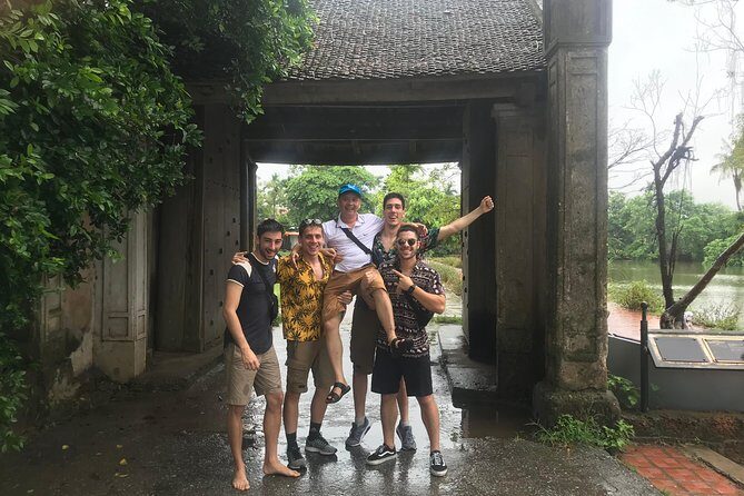 Duong Lam ancient village - Thay Pagoda - Van Phúc silk - Why This Tour Stands Out