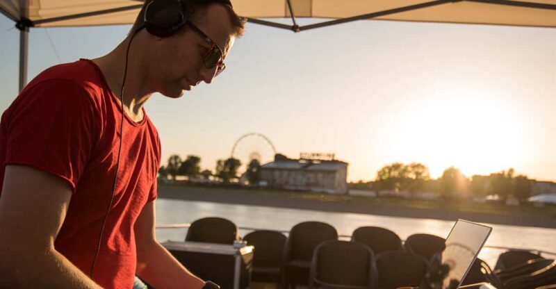 Düsseldorf: 2-Hour Evening Rhine River Cruise with Live DJ - Düsseldorf: 2-Hour Evening Rhine River Cruise with Live DJ — A Practical Guide