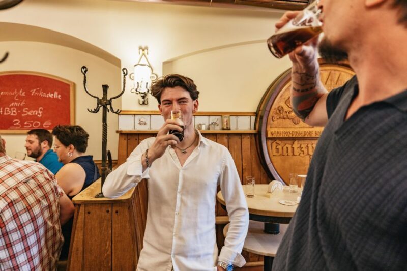 Düsseldorf: Altbier-Safari Beer Walking Tour - What You’ll Gain from This Tour
