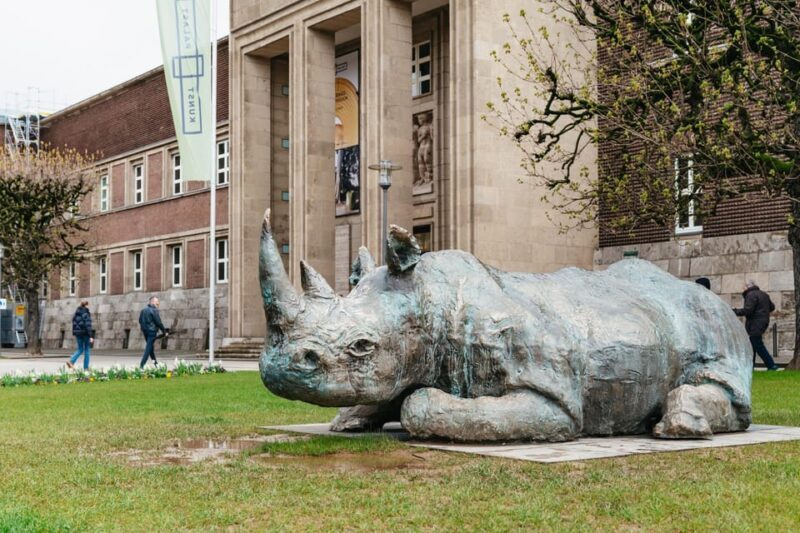Dusseldorf: Art and Culture Guided Tour with a Local - FAQ