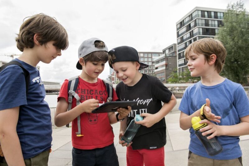 Düsseldorf: City Exploration Game for Kids with Geolino - Key Points