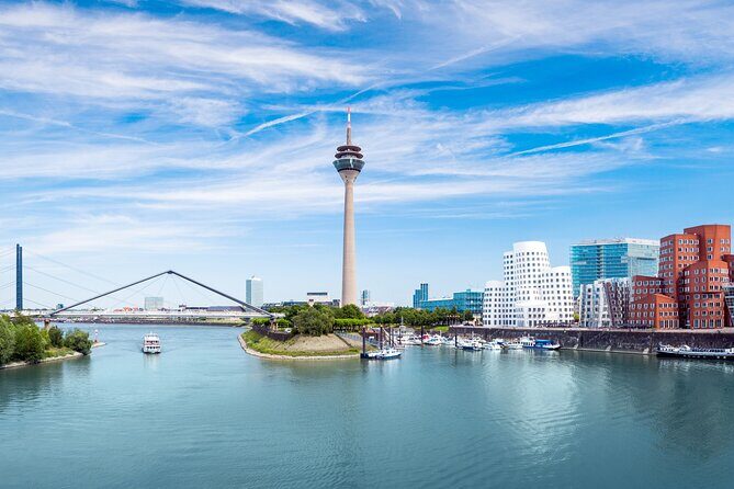Dusseldorf: City Walk Audio Guide in 7 Languages on your Phone - The Pros and Cons: What Should You Know
