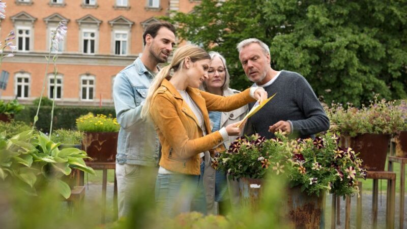 Düsseldorf: Crime Mystery Tour in Pempelfort - A Fun and Unusual Way to Explore Dusseldorf’s Pempelfort District