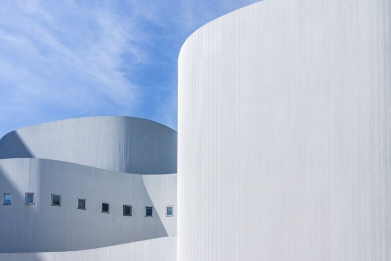Dusseldorf: Insta-Perfect Walk with a Local - Who Should Take This Tour?