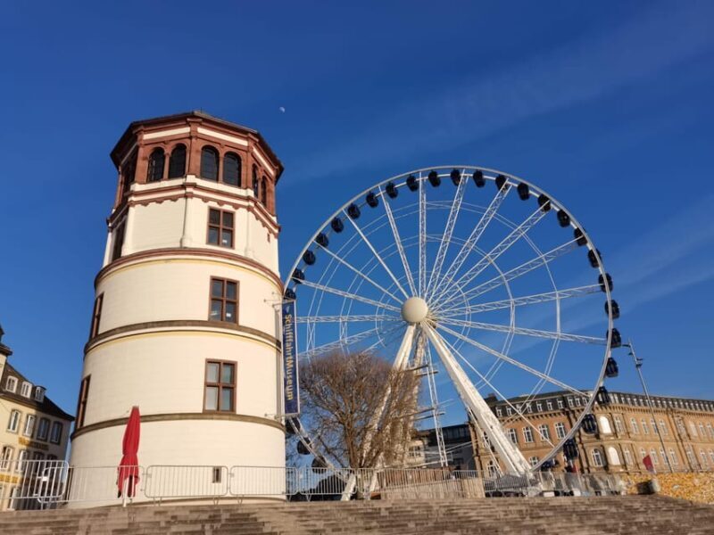 Düsseldorf: old city and the Rhine - Key Points