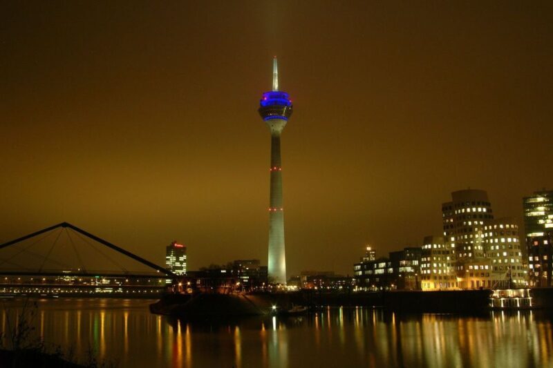 Düsseldorf: Private Walking Tour with a Professional Guide - Is This Tour Right for You?