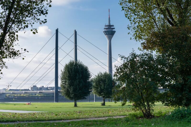 Düsseldorf: Rhine Tower Adult Entry - Key Points