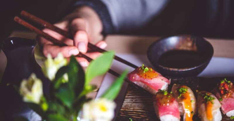Düsseldorf: Sushi, Sake & Japanese Lifestyle Tour - Key Points