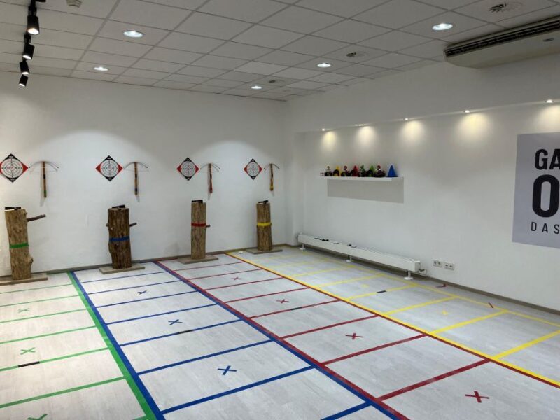 Düsseldorf: The Ultimate Team event (3 rooms - 9 games) - Why Consider "Game On" for Your Düsseldorf Visit?