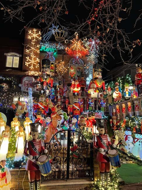 Dyker Heights Christmas Tour: Magic of Christmas in New York - The Sum Up: Is This Tour Worth It?