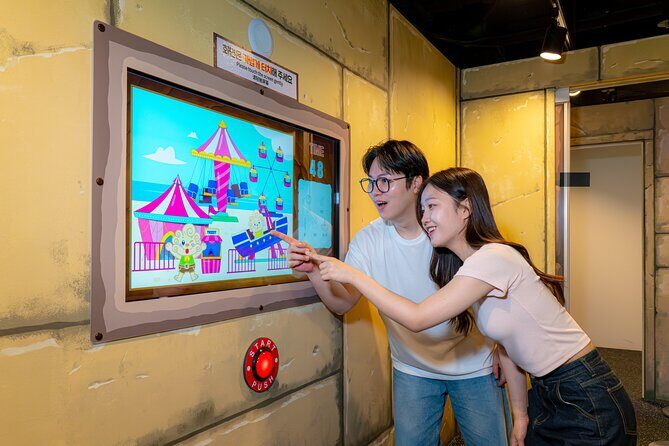Dynamic Maze Discount Ticket Insa-dong() - Exploring the Dynamic Maze Discount Ticket in Insadong: A Fun Indoor Challenge in Seoul
