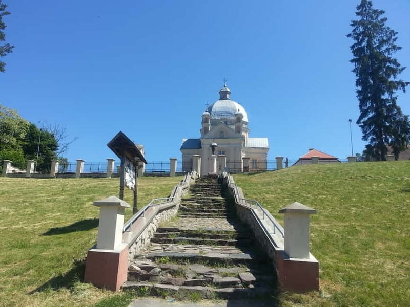 Dzukija National Park and Grutas Park: Full-Day Tour - Key Points