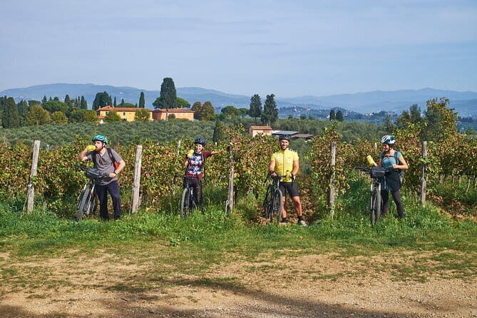 E-bike Chianti Classico & Tuscany tour with Wine & Lunch at Farm - Key Points