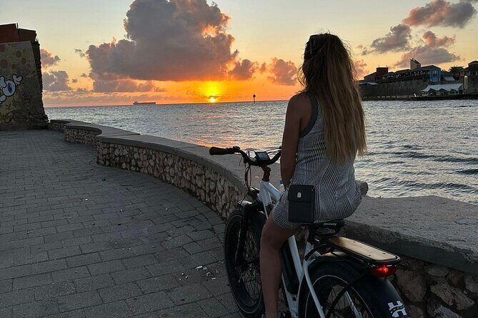 E-Bike Dowtown Tour in Curacao - The Sum Up