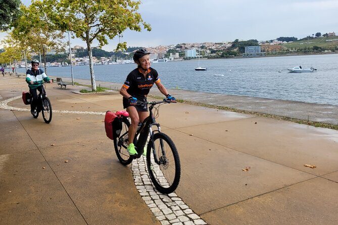 E Bike Porto Downtown and Sightseeing bike tour - Practical Details & Value