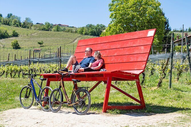 E-bike rental in the Langhe: Landscapes, wines, and cuisine. - An In-Depth Look at the Experience