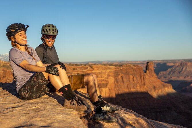 E-BIKE Sunset - Dead Horse Point E-bike Mountain Bike Tour - An In-Depth Look at the Experience